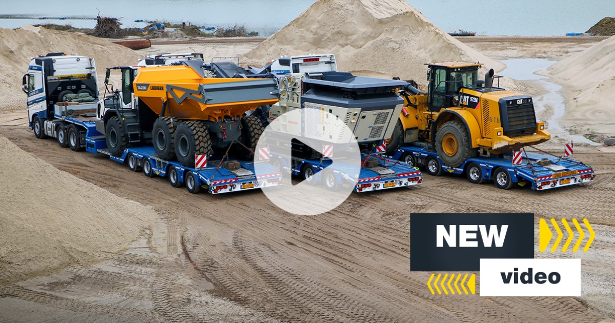 New semi low loader for Schoones