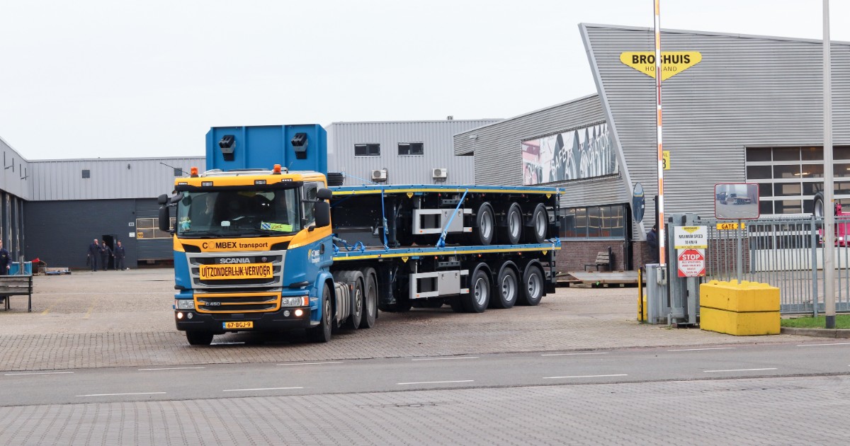 10 new flat trailers for Combex BV